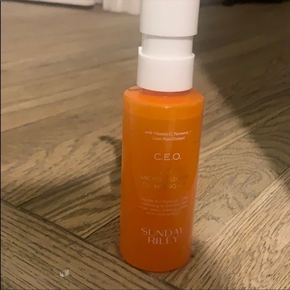 Sunday Riley | Makeup | Sunday Riley Ce Micro Dissolve Cleansing Gel ...